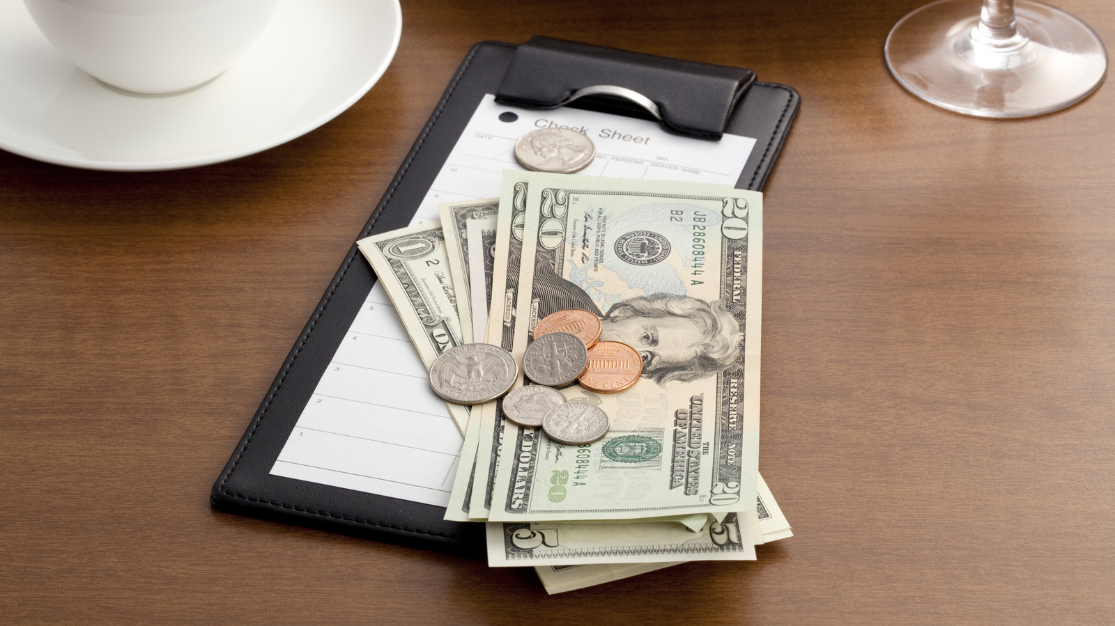 12 Things To Keep In Mind When Tipping At Restaurants