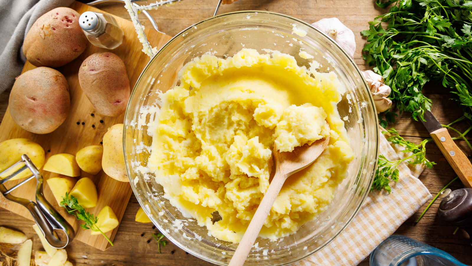13 Ways To Enhance Your Vegan Mashed Potatoes