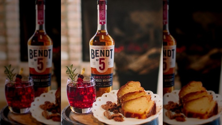 15 Best Texas Bourbons For A Bold Drinking Experience