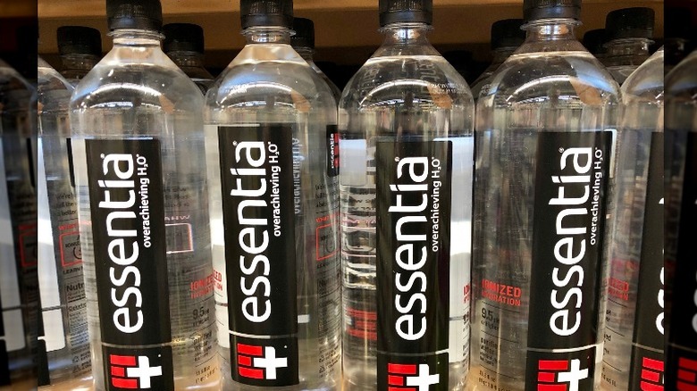 25 Popular Bottled Water Brands, Ranked Worst To Best