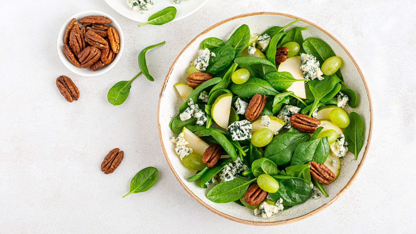 15 Types Of Greens That Are Perfect For Salads