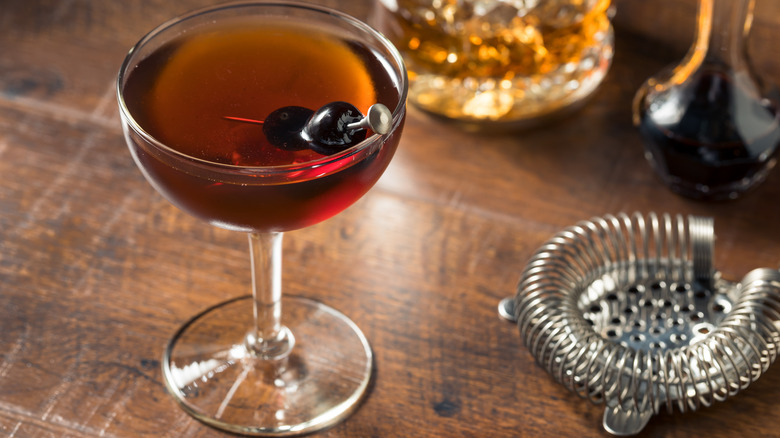 20 Absolute Best Drinks To Mix With Rum