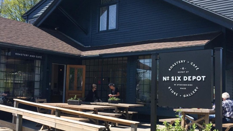 20 Absolute Best Restaurants In The Berkshires, Massachusetts