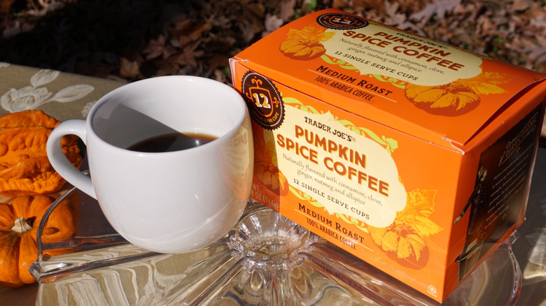 20 Best Thanksgiving Items At Trader Joe's 2022