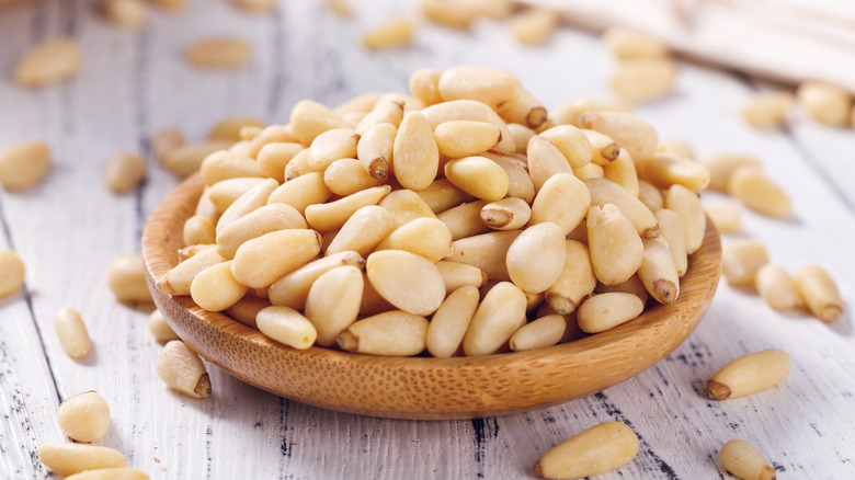 20 Most Popular Types Of Nuts Explained