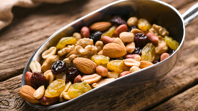 25 Most Popular Snacks In America Ranked Worst To Best