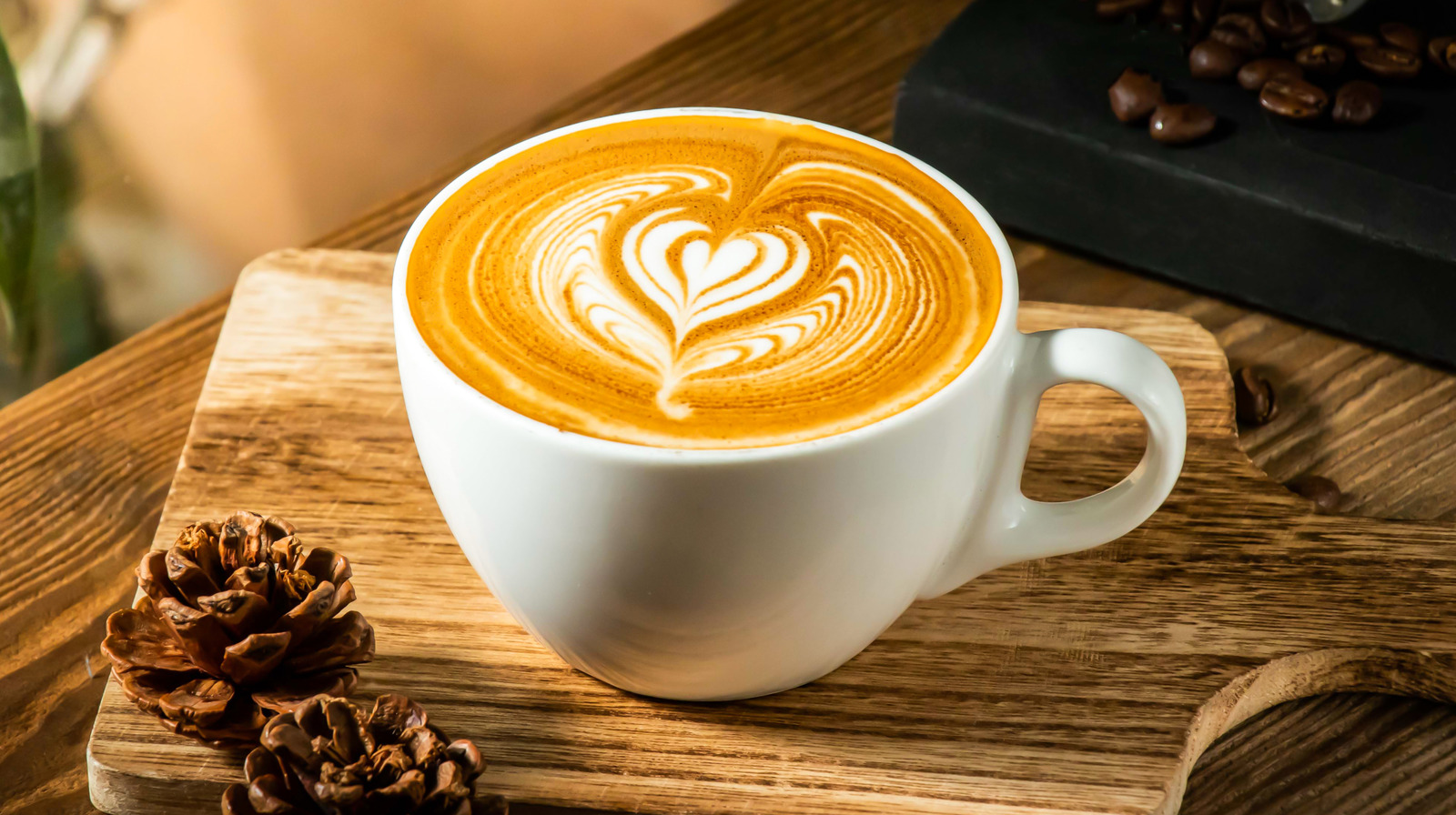 5 Simple Hacks To Make Latte Art Without A Steam Wand