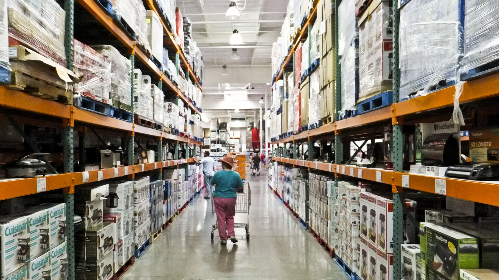 A Major Deal On Coolers Has Costco Shoppers Stocking Up