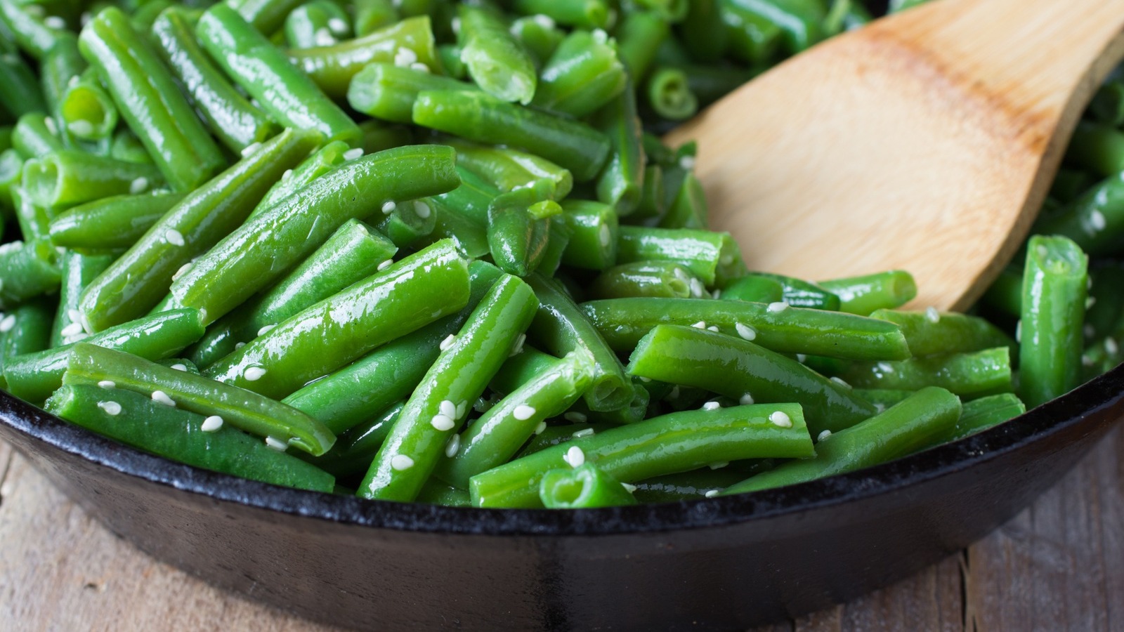 A Sprinkle Of Sesame Seeds Is The Simplest Way To Elevate Green Beans