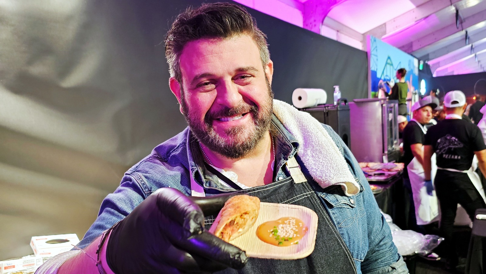 Adam Richman's Pulled Pork Egg Roll Takes Inspiration From An Atlanta ...