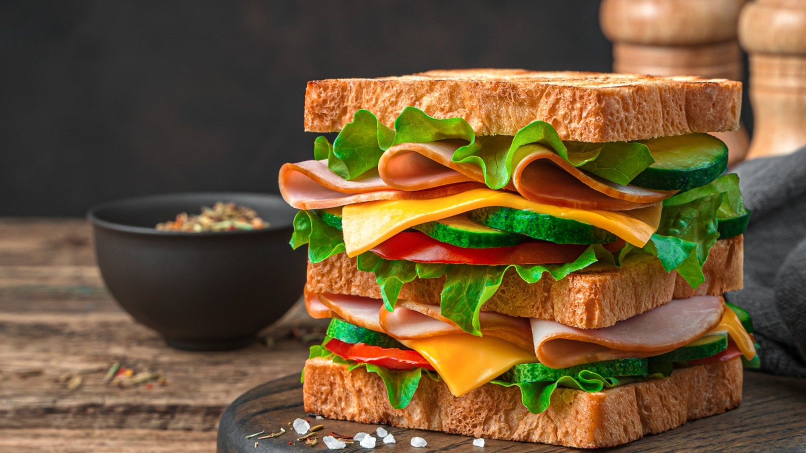 Adding Acidic Ingredients Will Do Your Sandwiches A Favor