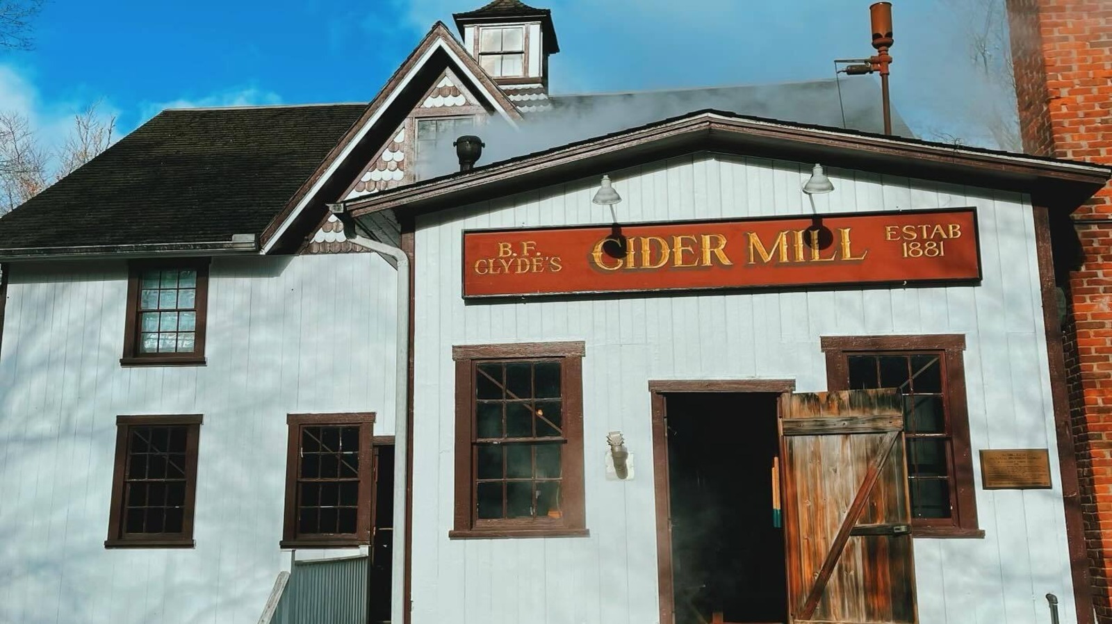 America's Oldest Cider Mill Is Located In This Northern State