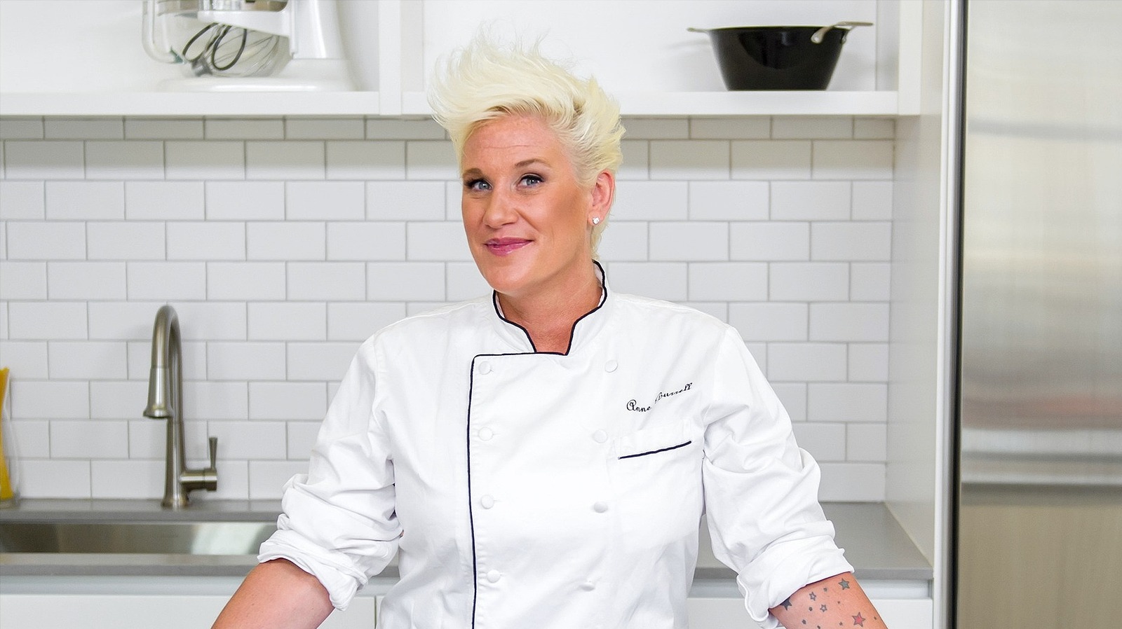Anne Burrell Spills Her Secrets For Winning A Cooking Competition ...