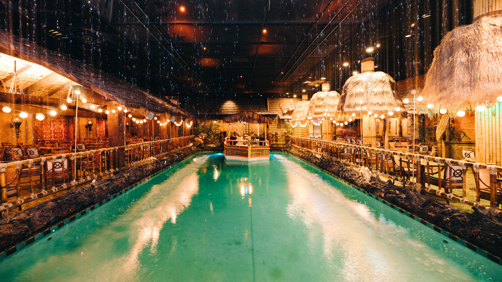 At San Francisco's Tonga Room You Can Sip Cocktails Around A Swimming ...