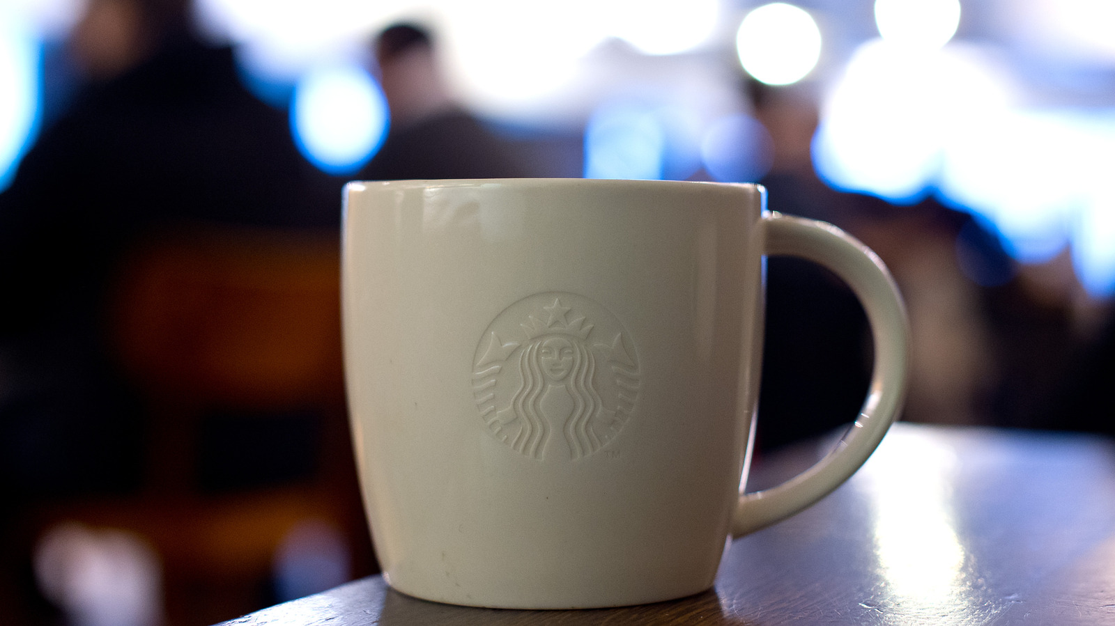 Avoiding Coffee? Here's 5 Ways To Customize Your Hot Chocolate At ...