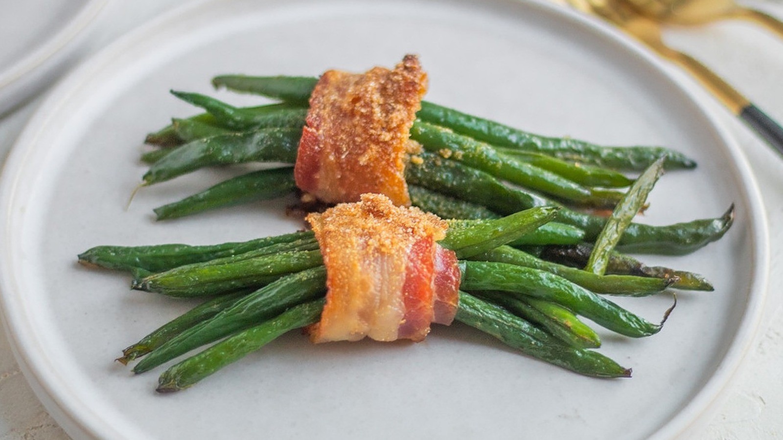 Bacon-Wrapped Green Beans Recipe