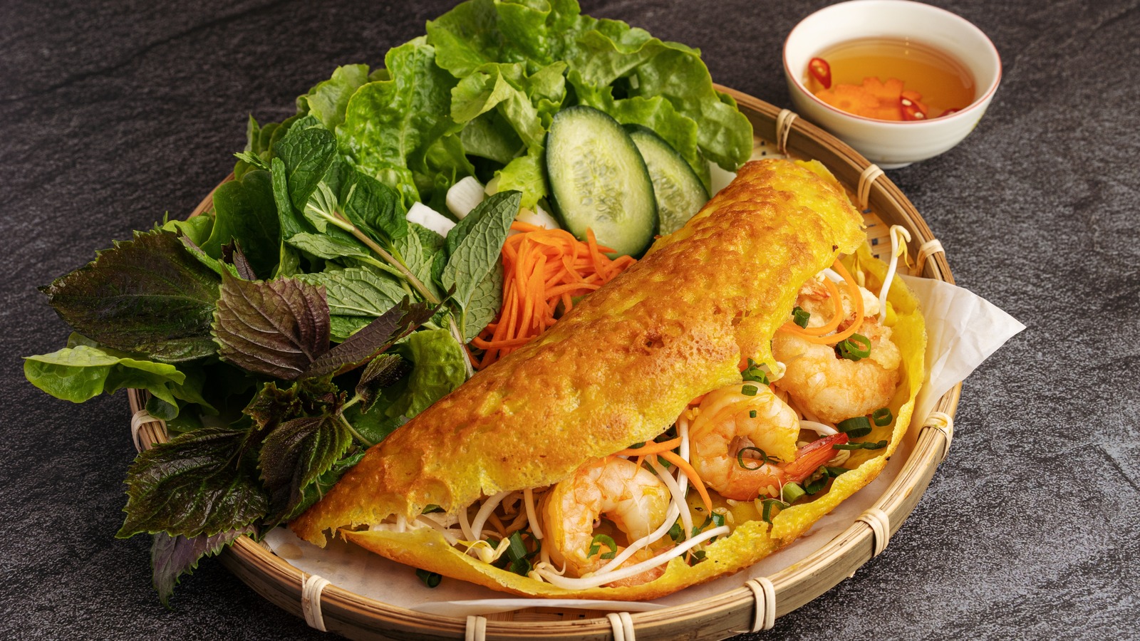 Bánh Xèo: The Delectable Vietnamese Crepes You Should Know