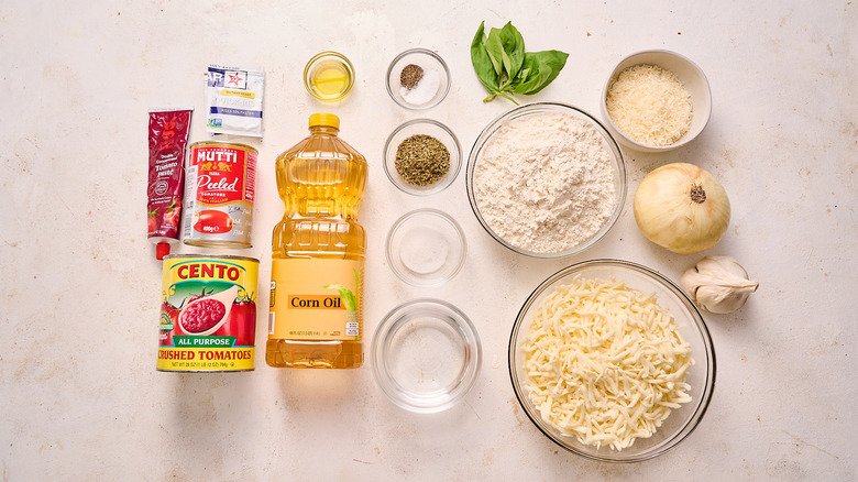 Classic Chicago-Style Deep Dish Pizza Recipe