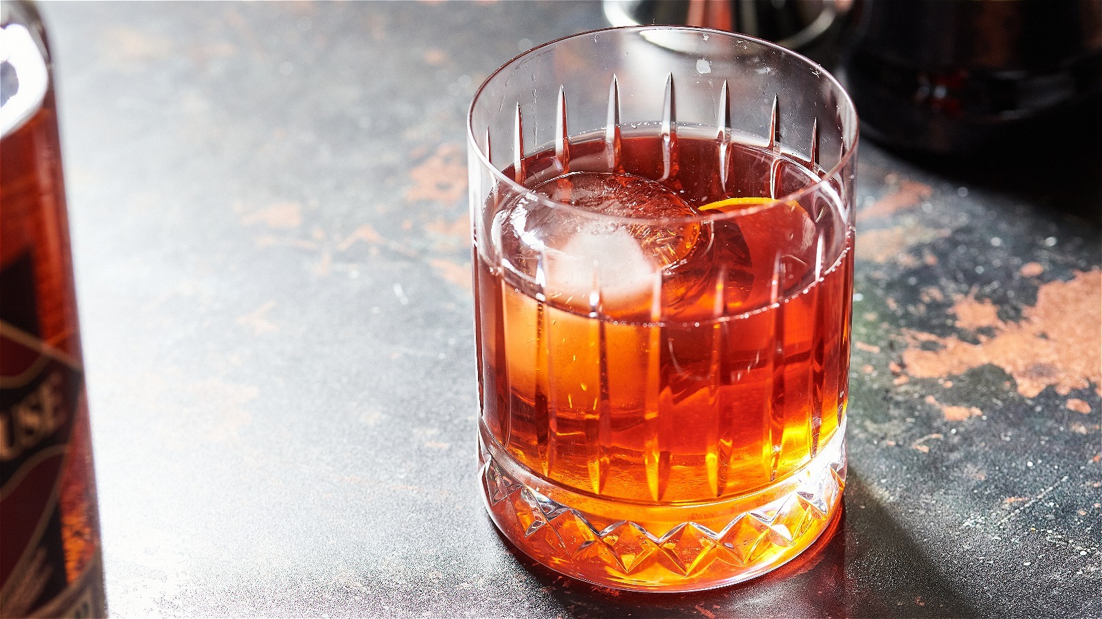 Classic Boulevardier Cocktail Recipe