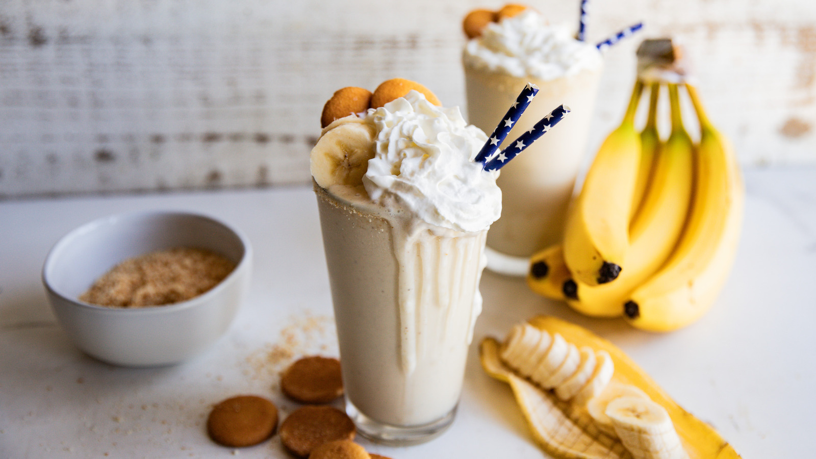 Creamy Banana Pudding Milkshake Recipe