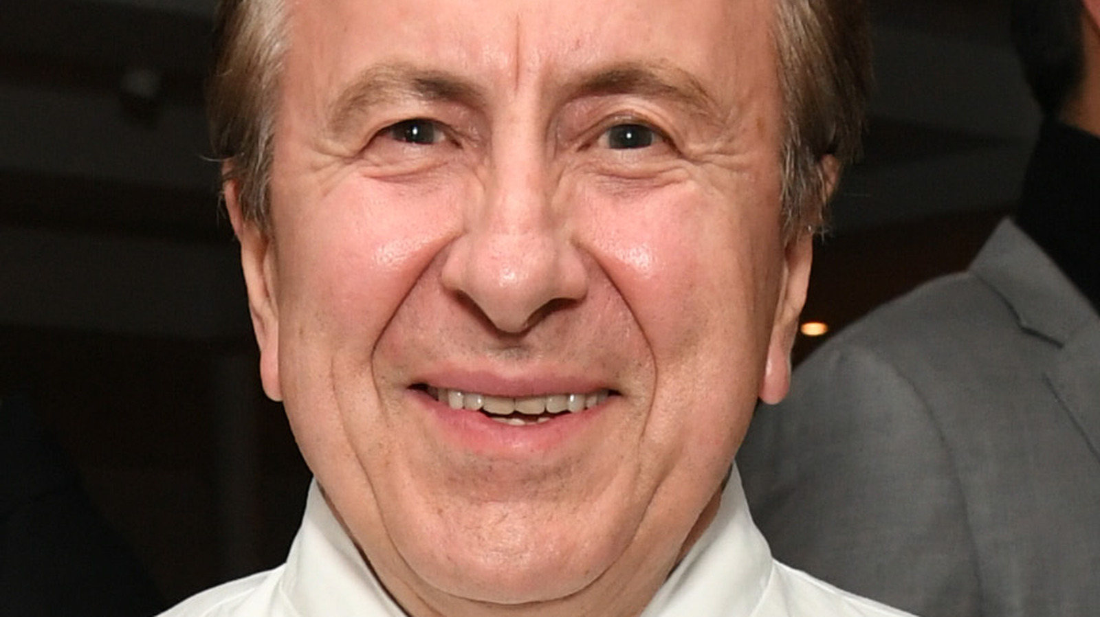 Daniel Boulud's Go-To Chicken Dish For Low Effort, High Reward Flavor