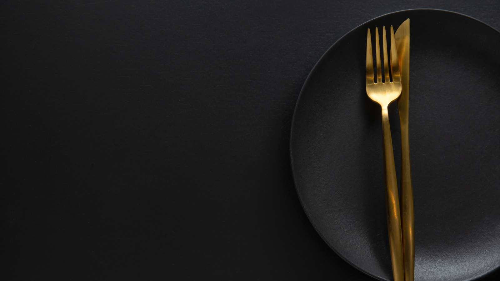 Dans Le Noir: The Curious Restaurant That Leaves Diners In The Dark