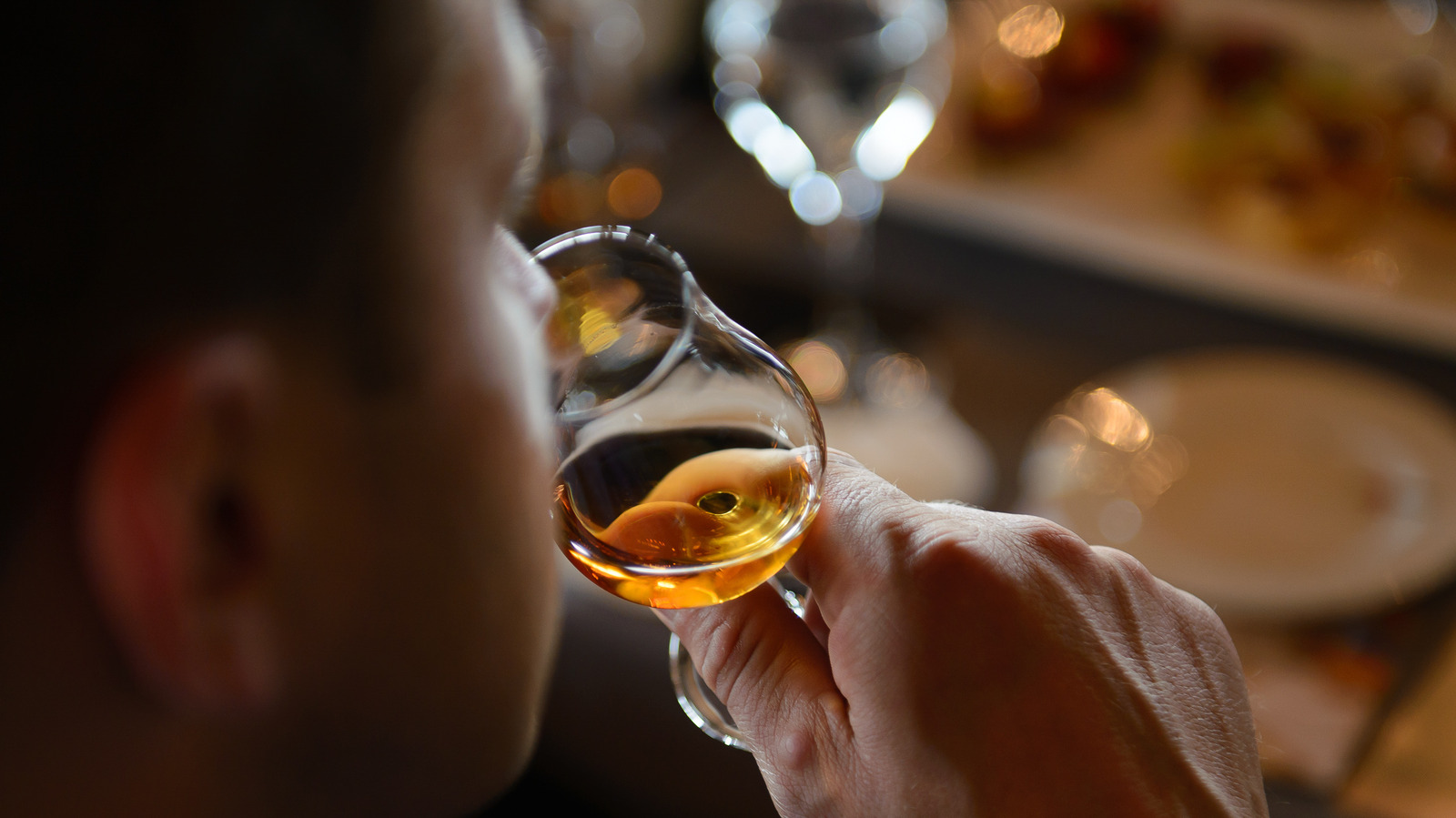 Don't Forget To Smell Bourbon First For A Better Tasting Experience