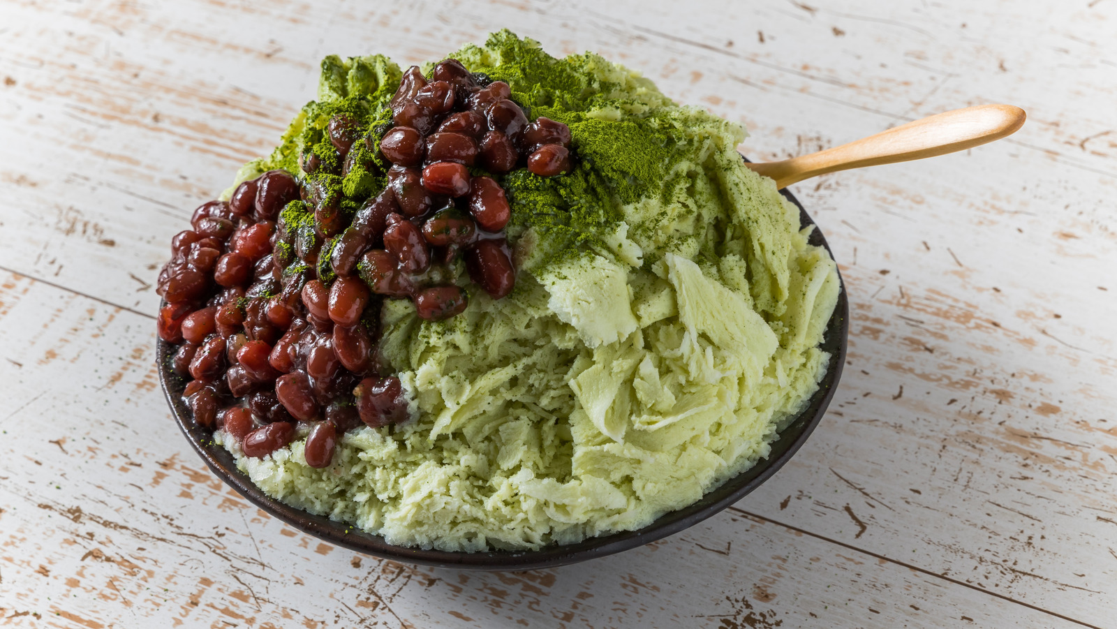 Matcha Green Tea Shaved Ice Is A Refreshing Summer Dessert