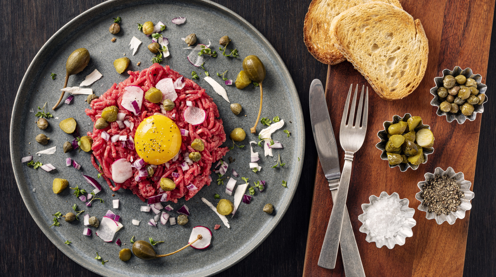 Everything You Need To Perfectly Season Steak Tartare, According To A Chef