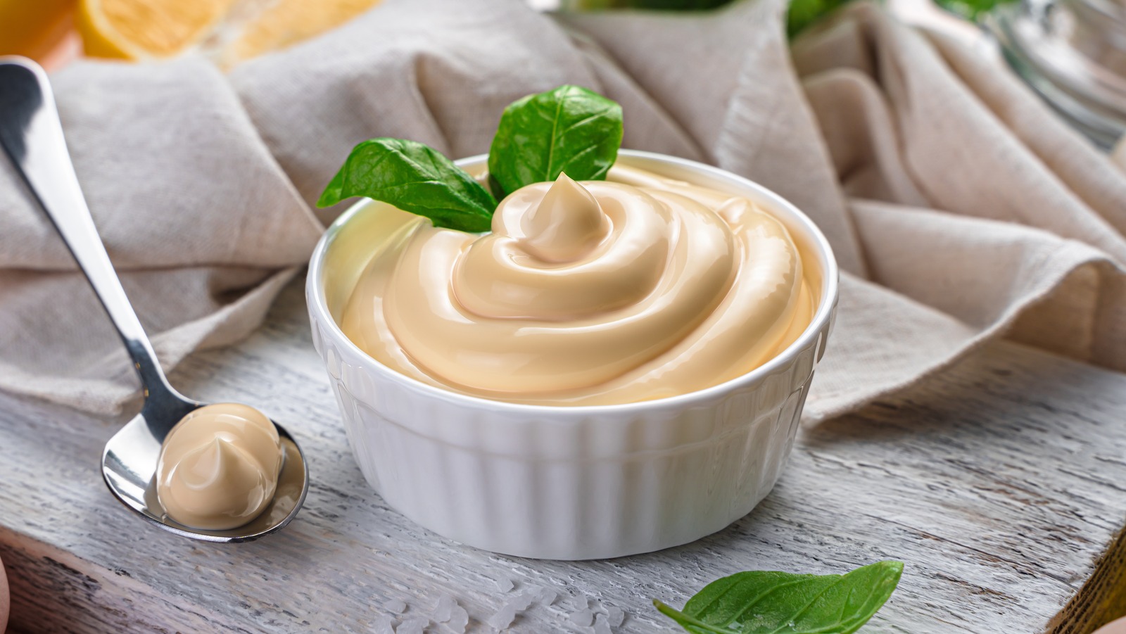 Fix Separated Mayonnaise With A Splash Of White Wine