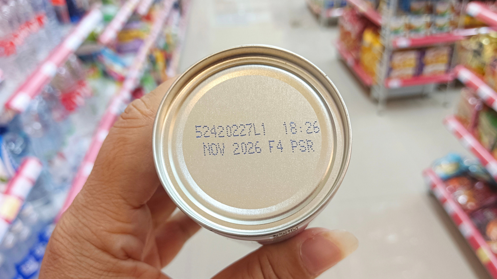 The Food Expiration Date Myth People Need To Stop Believing