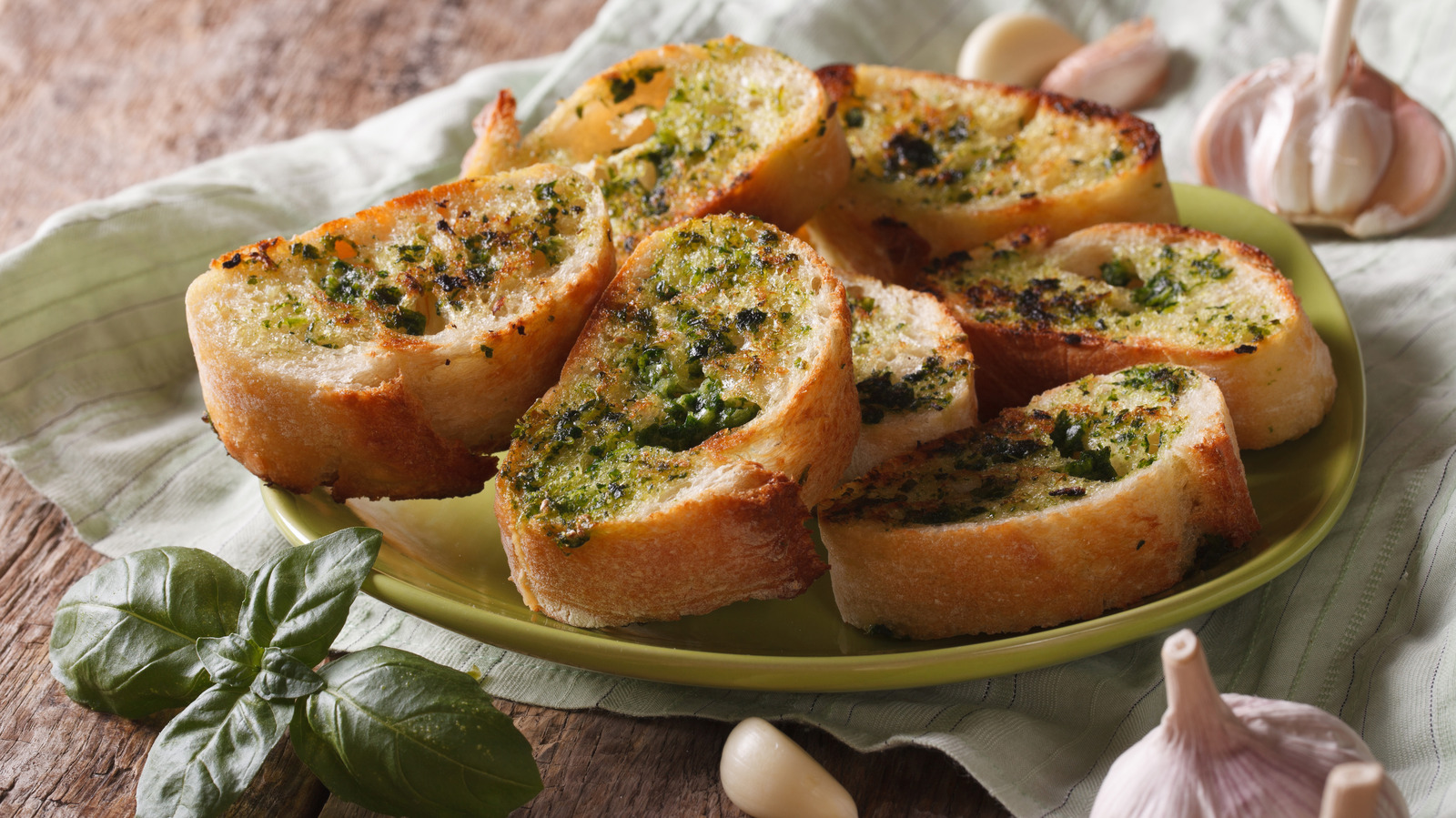 For Crispy Yet Chewy Garlic Bread, Reach For A French Loaf