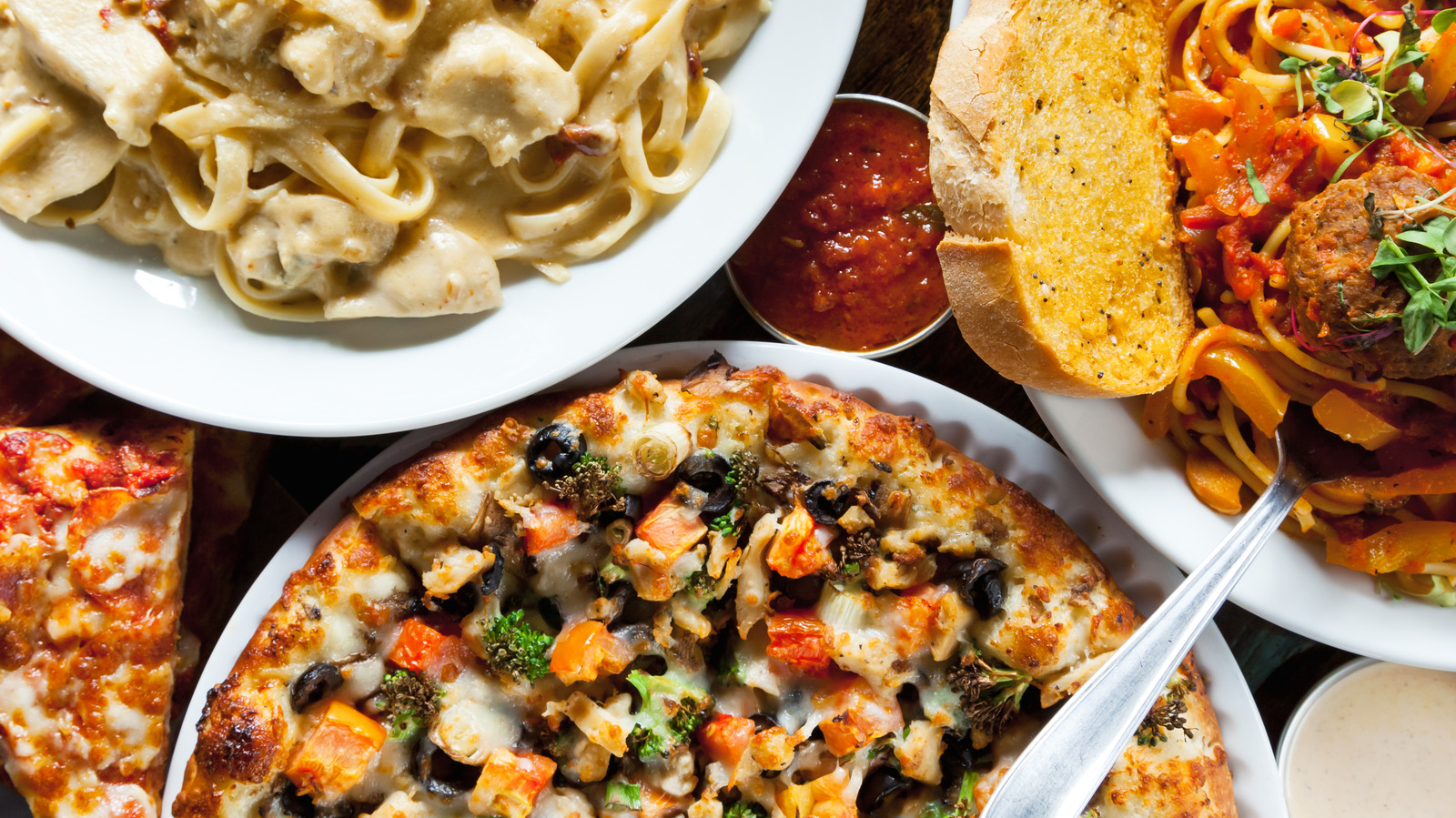 Get Creative And Use Your Pizza And Pasta Sauces Interchangeably