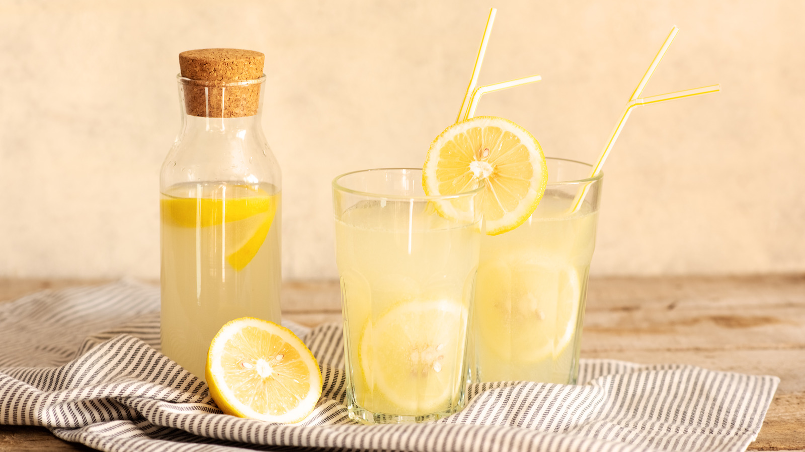 Make Lemonade With Brown Sugar For A Refreshing Twist On The Classic
