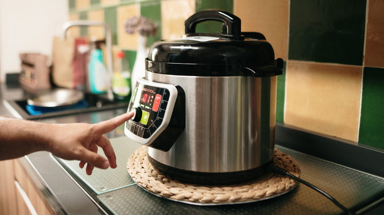 How Long Is Too Long To Cook A Roast In The Slow Cooker?