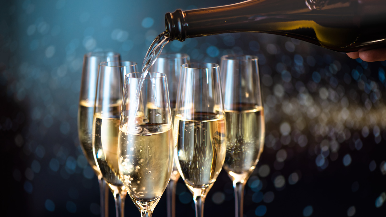 How Stalin's Cheap Champagne Took Over The Soviet Union