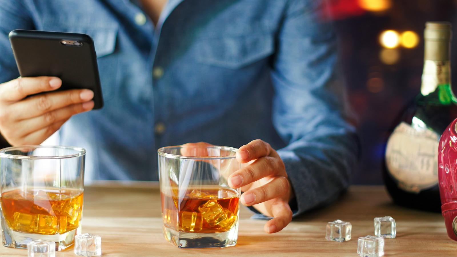 How Telemarketers Inspired This New Craft Cocktail Bar