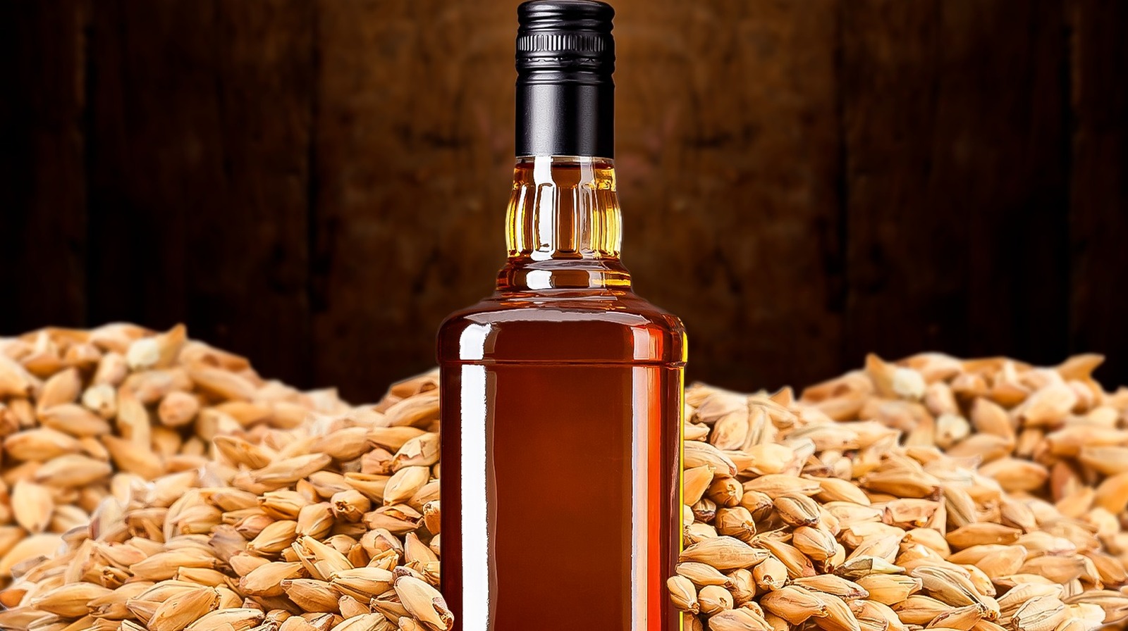 How The Grains Used Actually Impact Whiskey's Flavor