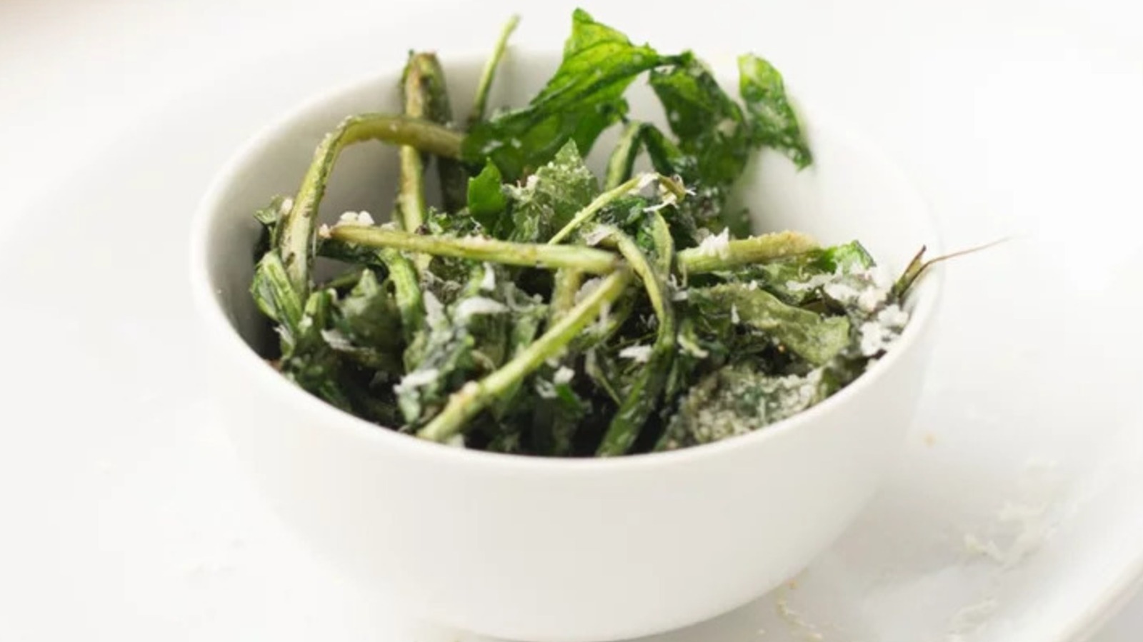 How To Cook Dandelion Greens For A Less Bitter Taste