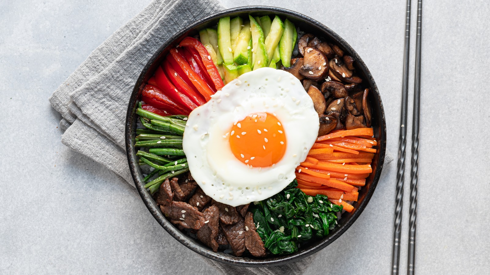 How To Cook The Egg For Your Bibimbap Topping