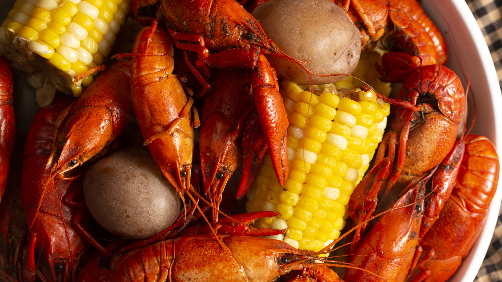 How To Crack And Peel Crawfish At Your Next Crawfish Boil