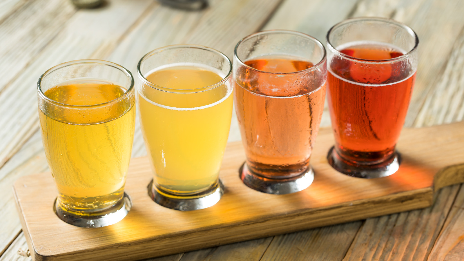 How To Create The Ultimate Cider Tasting Just Like An Expert