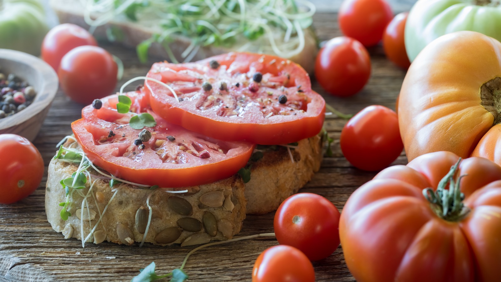 How To Pair Cheese And Tomatoes For The Ultimate Toasty Treat