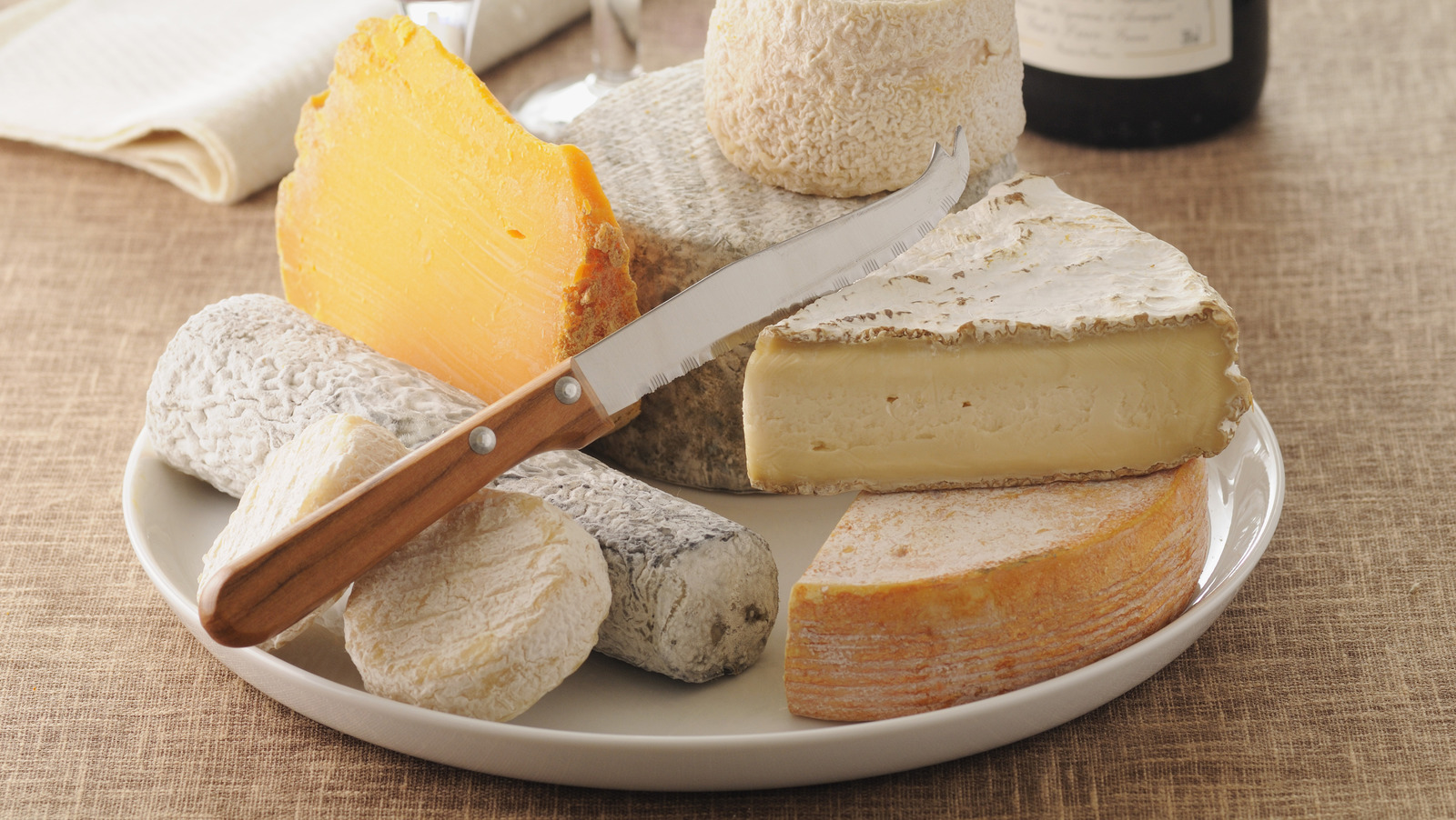How To Serve A Traditional French Cheese Course And Impress Your Company