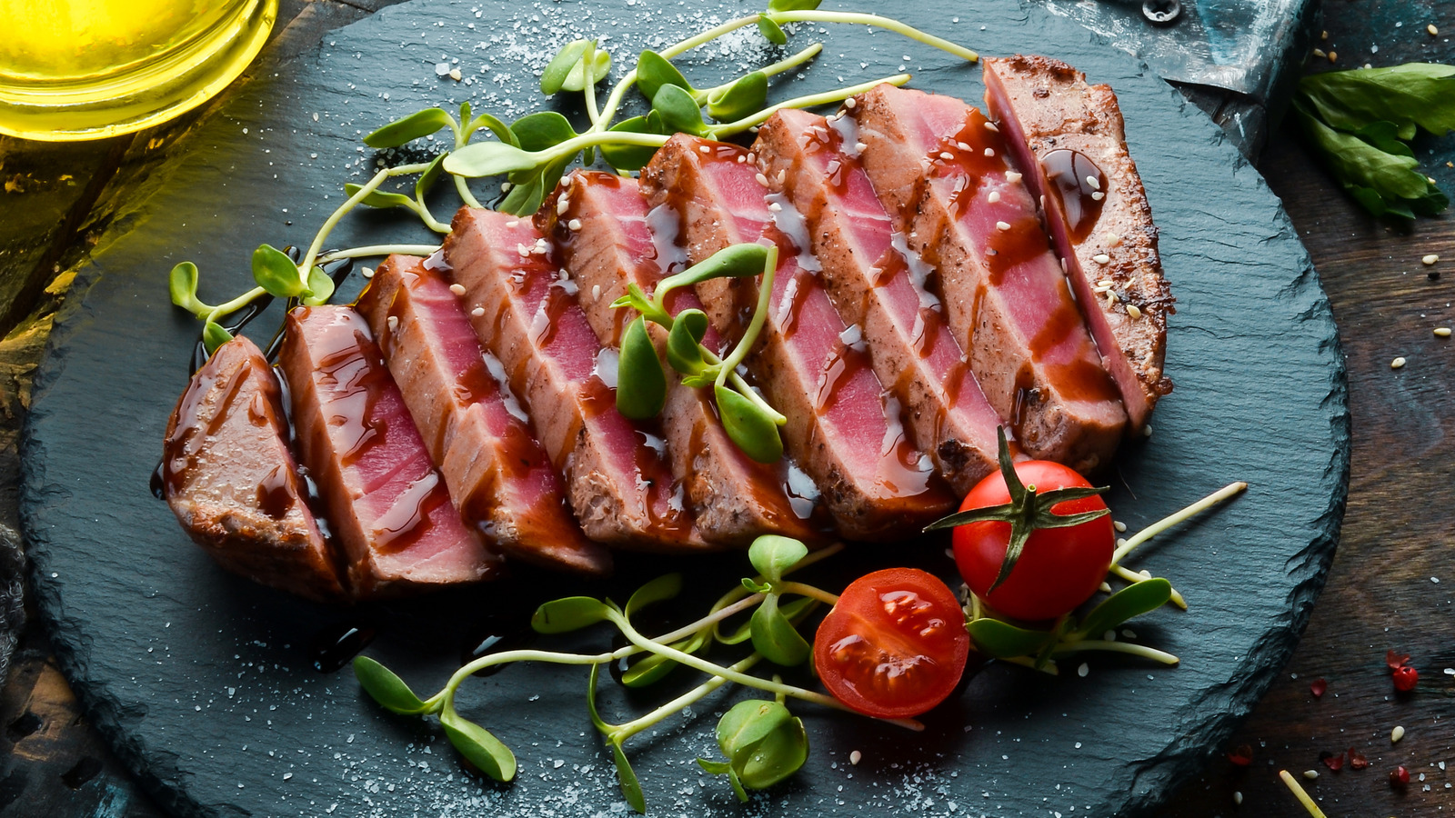 How To Tell When Oil-Poached Tuna Is Done Cooking