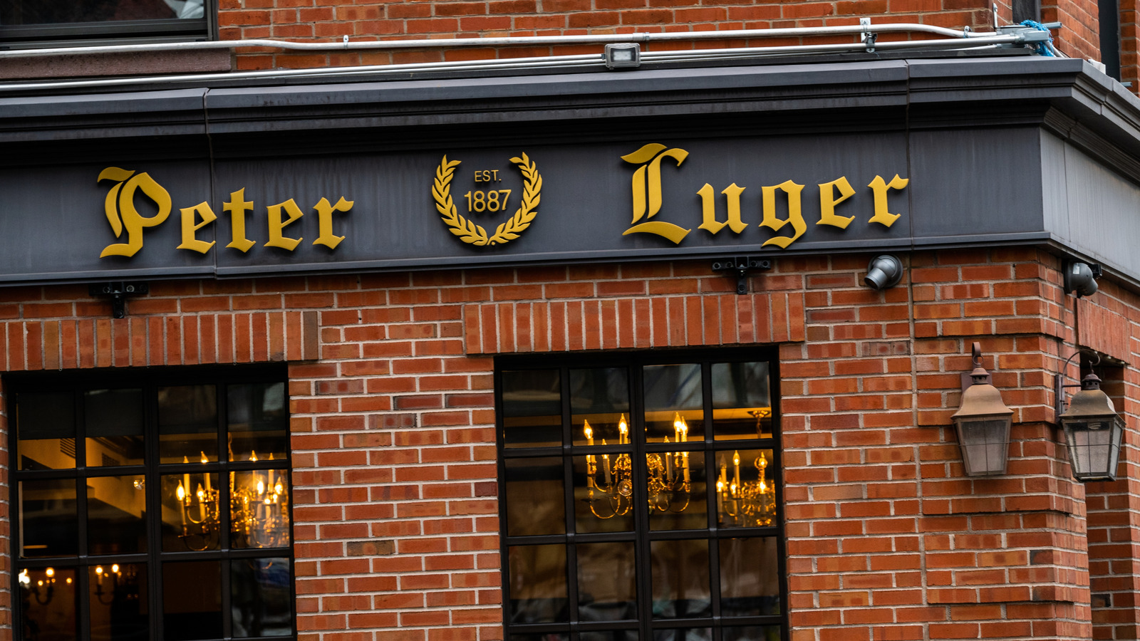 How To Try Peter Luger Steak At A Major Discount