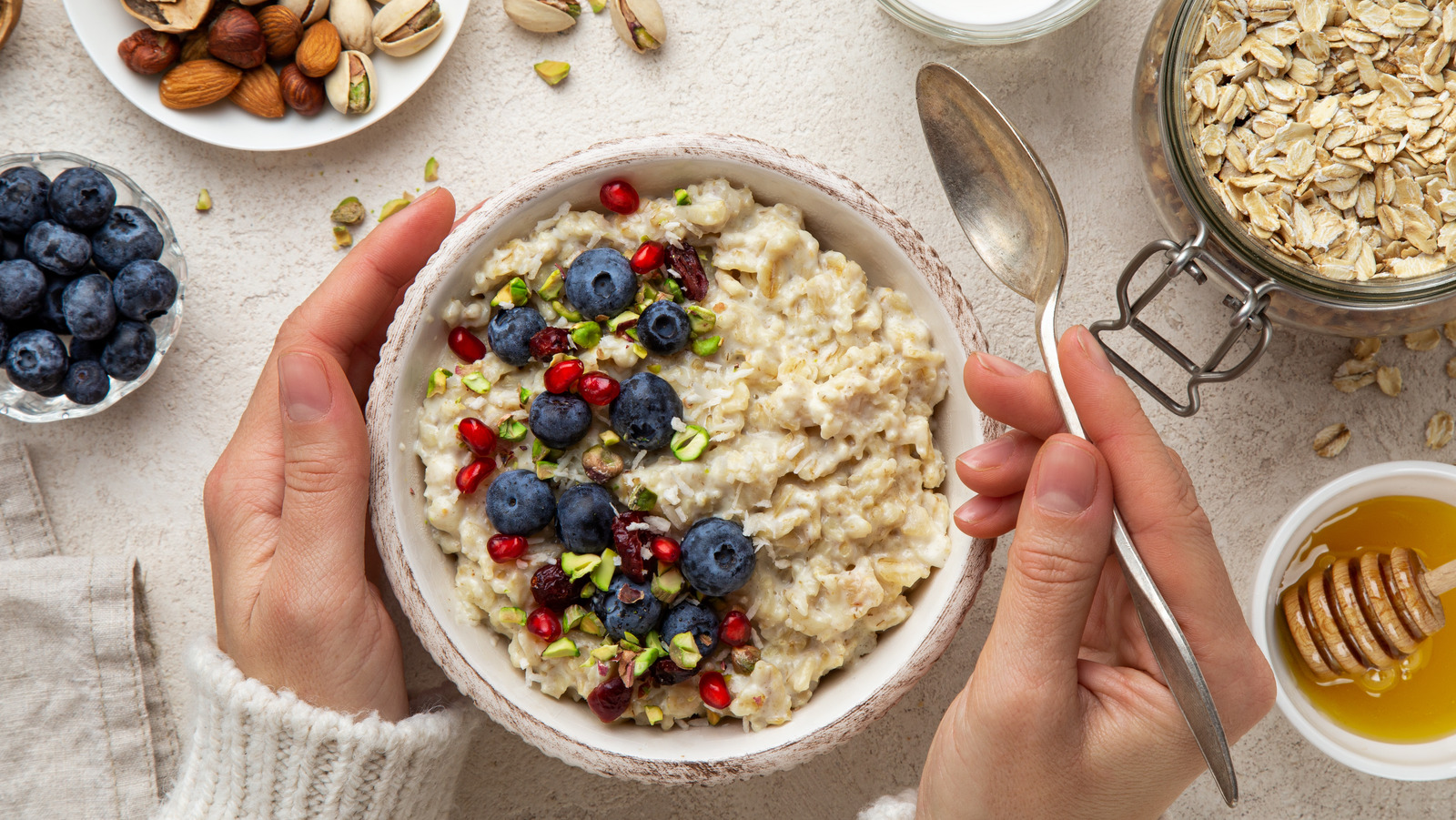 How To Use Tea To Transform Your Oatmeal