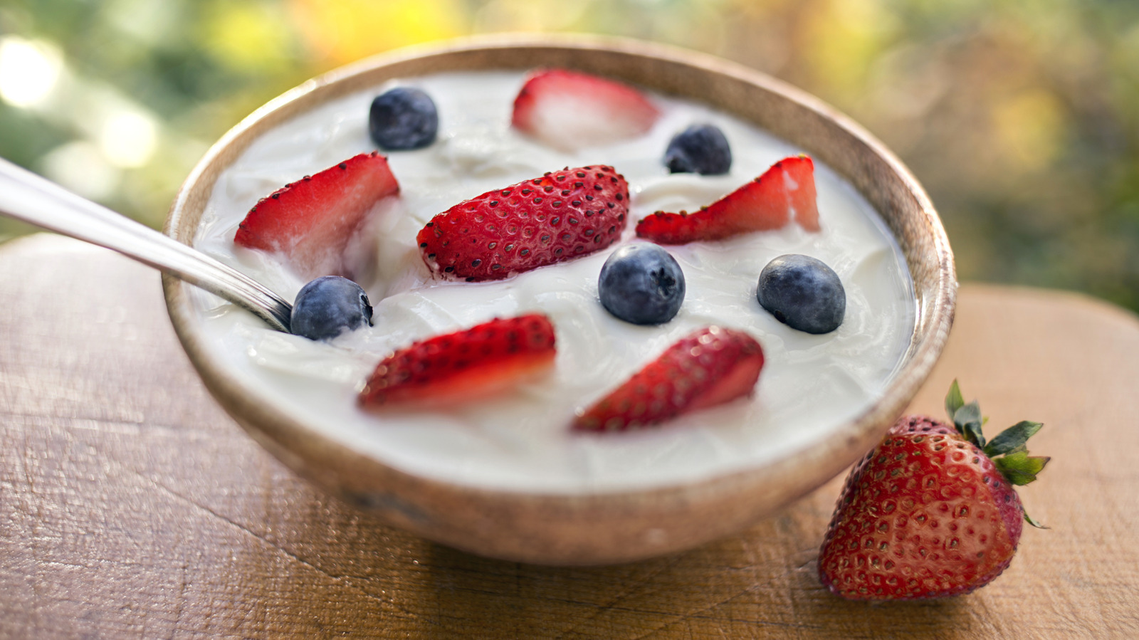 The History Of Why We Started Eating Yogurt For Breakfast