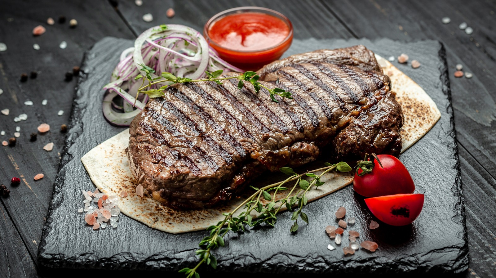 If Your Steak Didn't Develop A Good Crust, You Bought The Wrong Size