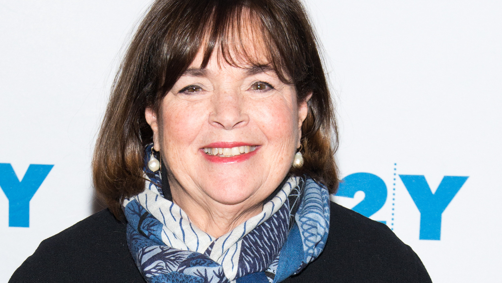 Ina Garten's Top Tip For Crafting A Beautiful Caprese Salad